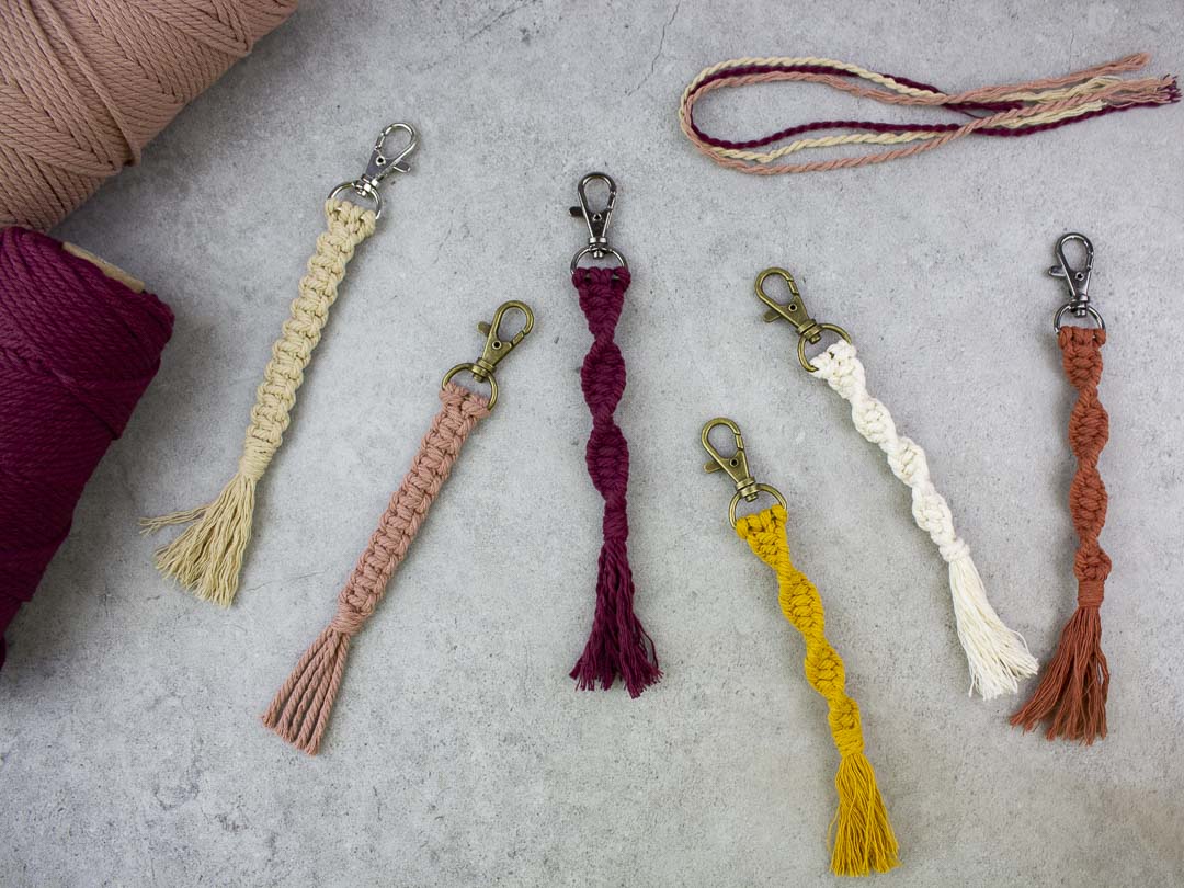 Einfache Makramee Schlüsselanhänger - DIY Anleitung - CaroKunterbunt